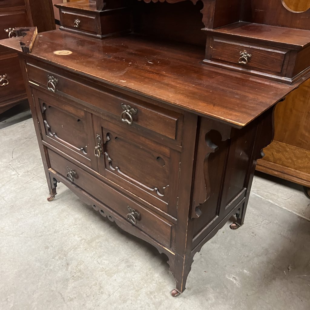 A Victorian dressing table - South Perth Antiques & Collectables