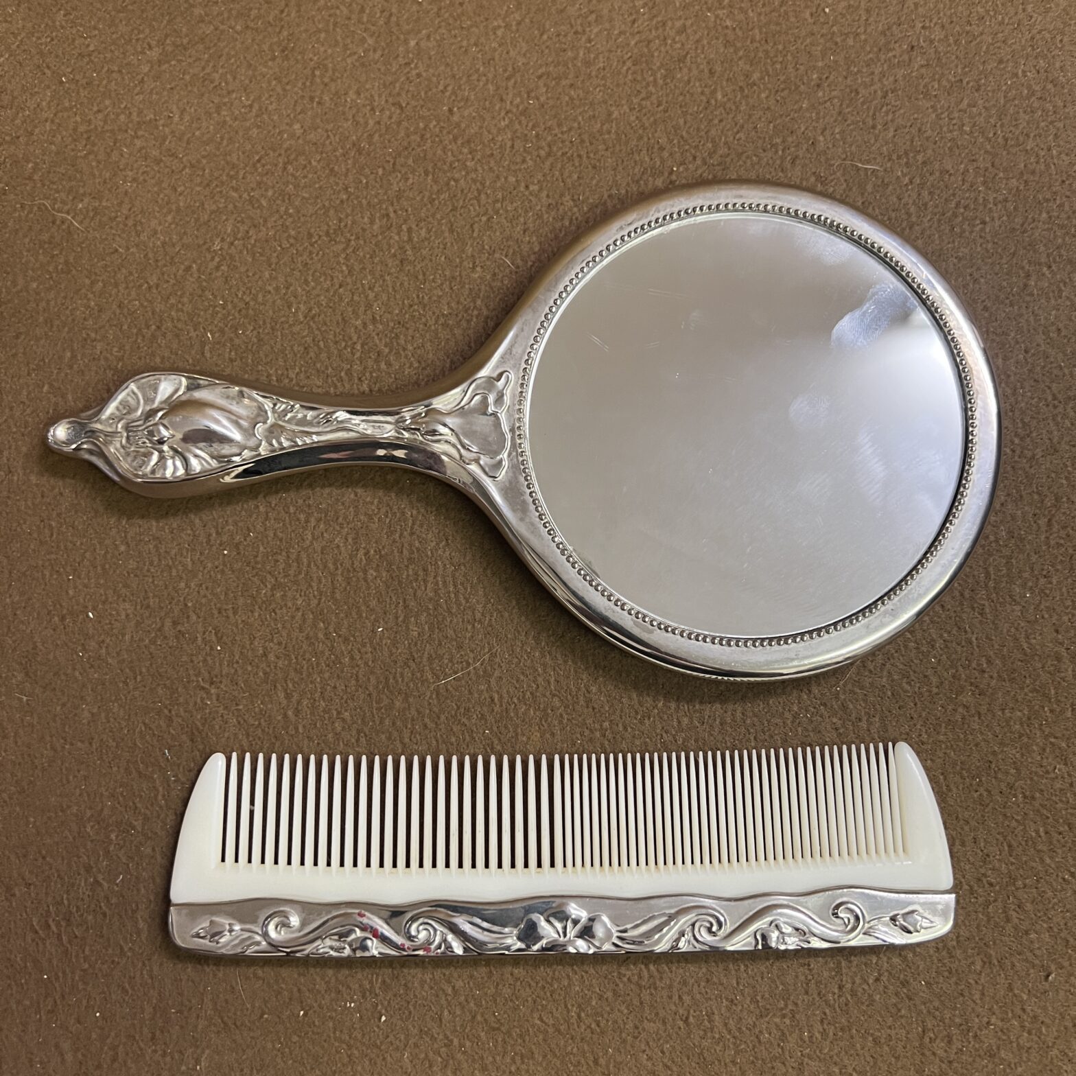 An Art Nouveau dressing table set - South Perth Antiques & Collectables